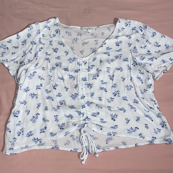 Hippie Rose | Tops | Hippie Rose White Top With Blue Flowers | Poshmark